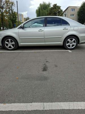 Grey Toyota Avensis 2007 in Kaunas, with an engine capacity of 2.00 L and mileage of 352 thousand km for 1650 €, photo  on AUTOMOTO.COM.LV