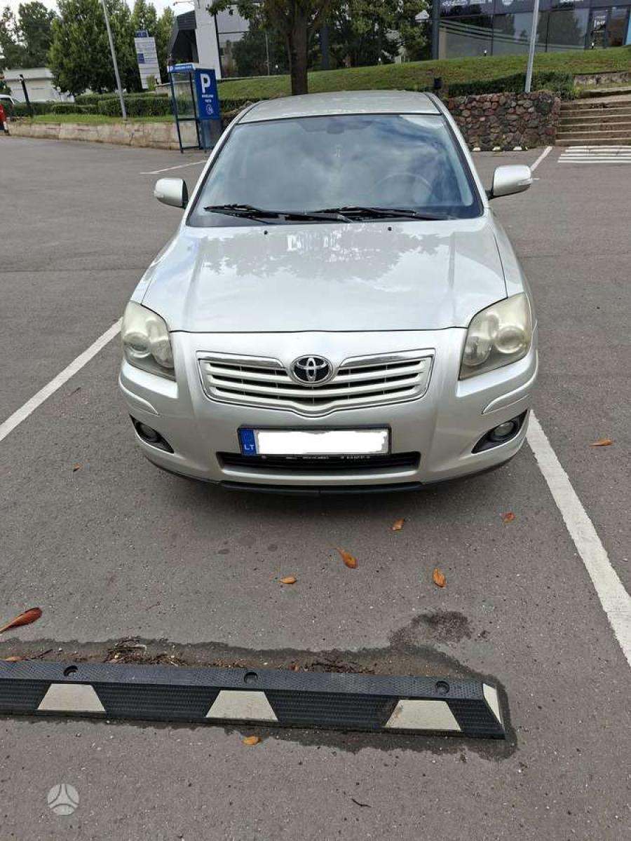Серый Тойота Авенсис 2007 в Каунас, объемом двигателя 2.00 л и пробегом 352 тыс. км за 1650 €, фото 3 на AUTOMOTO.COM.LV