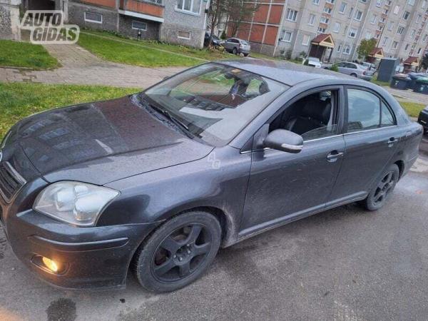 Pelēks Toyota Avensis 2008 Šauļi, ar dzinēja tilpumu 2.20 L un nobraukumu 300 tūkst. km par 1750 €, foto 2 vietnē AUTOMOTO.COM.LV