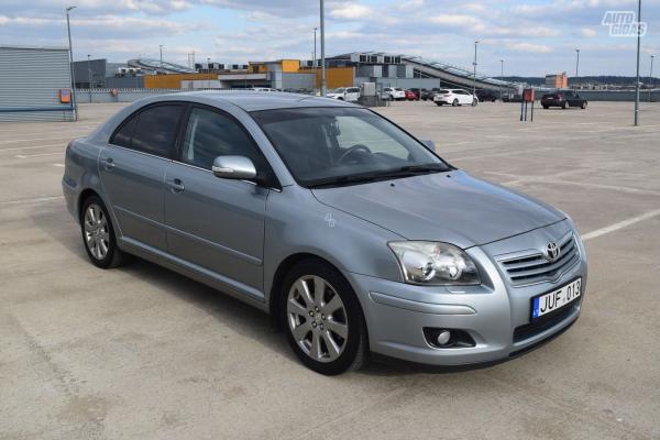 Pelēks Toyota Avensis 2008 Viļņa, ar dzinēja tilpumu 2.00 L un nobraukumu 75 tūkst. km par 6990 €, foto 10 vietnē AUTOMOTO.COM.LV
