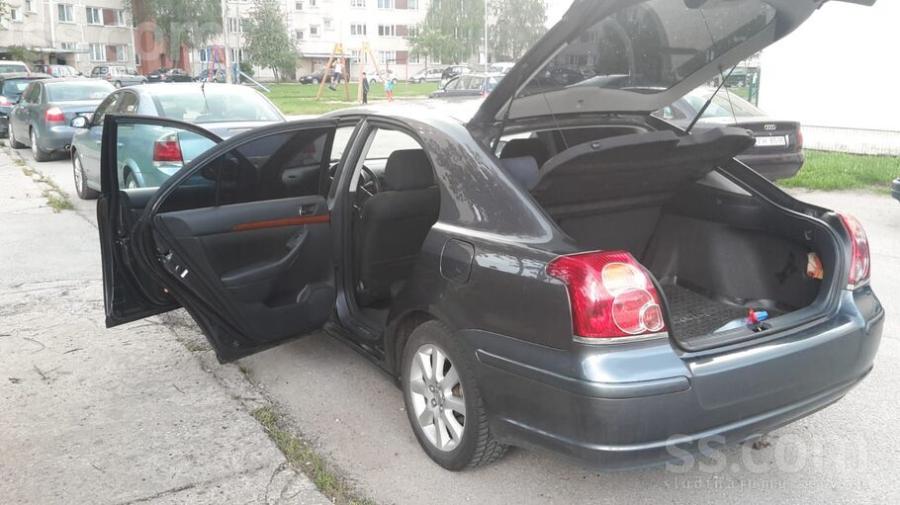 Серый Тойота Авенсис 2008 в Даугавпилс, объемом двигателя 2.00 л и пробегом 285 тыс. км за 2000 €, фото 4 на AUTOMOTO.COM.LV