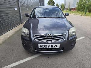 Pelēks Toyota Avensis 2008 Rīga, ar dzinēja tilpumu 1.79 L un nobraukumu 160 tūkst. km par 1600 €, foto 4 vietnē AUTOMOTO.COM.LV