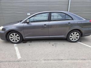 Pelēks Toyota Avensis 2008 Rīga, ar dzinēja tilpumu 1.79 L un nobraukumu 160 tūkst. km par 1600 €, foto 5 vietnē AUTOMOTO.COM.LV