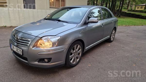 Серый Тойота Авенсис 2008 в Рига, объемом двигателя 2.00 л и пробегом 253 тыс. км за 1840 €, фото 3 на AUTOMOTO.COM.LV