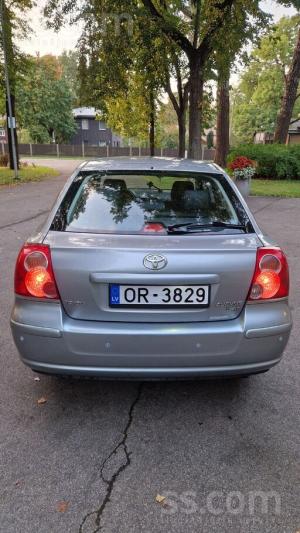 Серый Тойота Авенсис 2008 в Рига, объемом двигателя 2.00 л и пробегом 253 тыс. км за 1840 €, фото 7 на AUTOMOTO.COM.LV