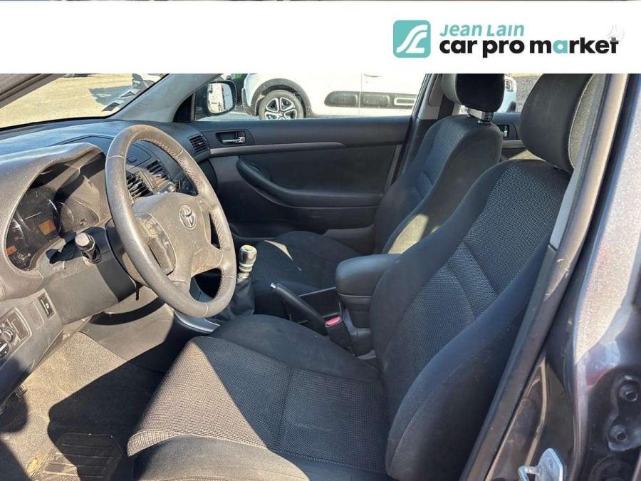 Pelēks Toyota Avensis 2009 Šauļi, ar dzinēja tilpumu 2.00 L un nobraukumu 283 tūkst. km par 2500 €, foto 10 vietnē AUTOMOTO.COM.LV