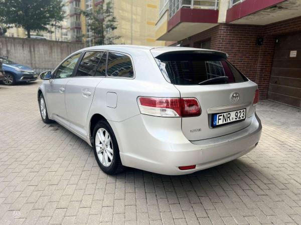 Серый Тойота Авенсис 2011 в Вильнюс, объемом двигателя 2.00 л и пробегом 358 тыс. км за 2750 €, фото 8 на AUTOMOTO.COM.LV