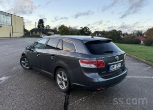 Серый Тойота Авенсис 2011 в Рига, объемом двигателя 2.20 л и пробегом 460 тыс. км за 1490 €, фото 5 на AUTOMOTO.COM.LV