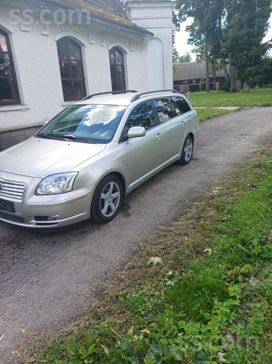 Pelēks Toyota Avensis 2003 Tukums, ar dzinēja tilpumu 2.00 L un nobraukumu 0 tūkst. km par 1000 €, foto 4 vietnē AUTOMOTO.COM.LV