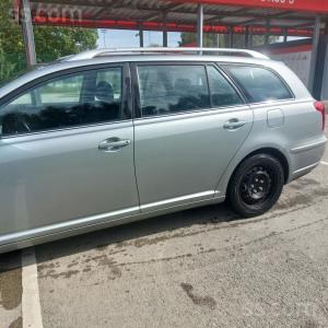 Pelēks Toyota Avensis 2007 Bauska, ar dzinēja tilpumu 2.20 L un nobraukumu 268 tūkst. km par 1750 €, foto 3 vietnē AUTOMOTO.COM.LV