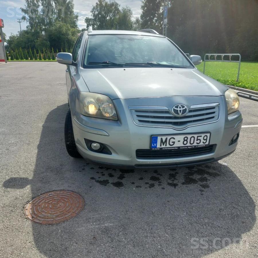 Pelēks Toyota Avensis 2007 Bauska, ar dzinēja tilpumu 2.20 L un nobraukumu 268 tūkst. km par 1750 €, foto 4 vietnē AUTOMOTO.COM.LV