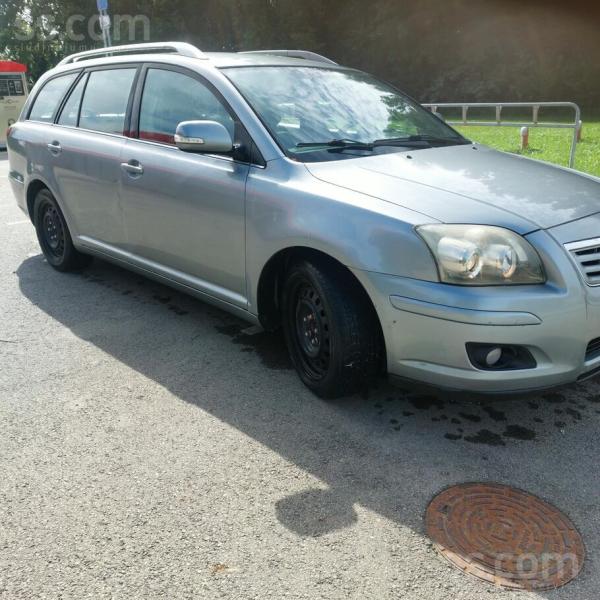 Grey Toyota Avensis 2007 in Bauska, with an engine capacity of 2.20 L and mileage of 268 thousand km for 1750 €, photo 5 on AUTOMOTO.COM.LV