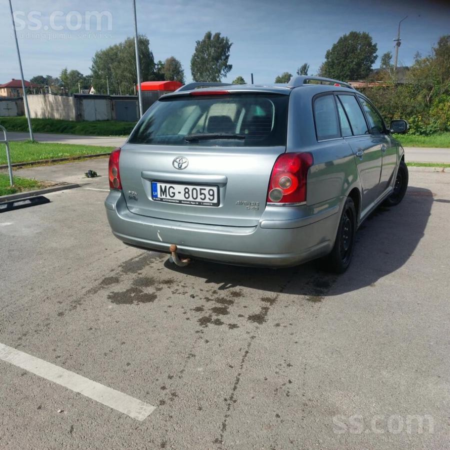 Pelēks Toyota Avensis 2007 Bauska, ar dzinēja tilpumu 2.20 L un nobraukumu 268 tūkst. km par 1750 €, foto 7 vietnē AUTOMOTO.COM.LV