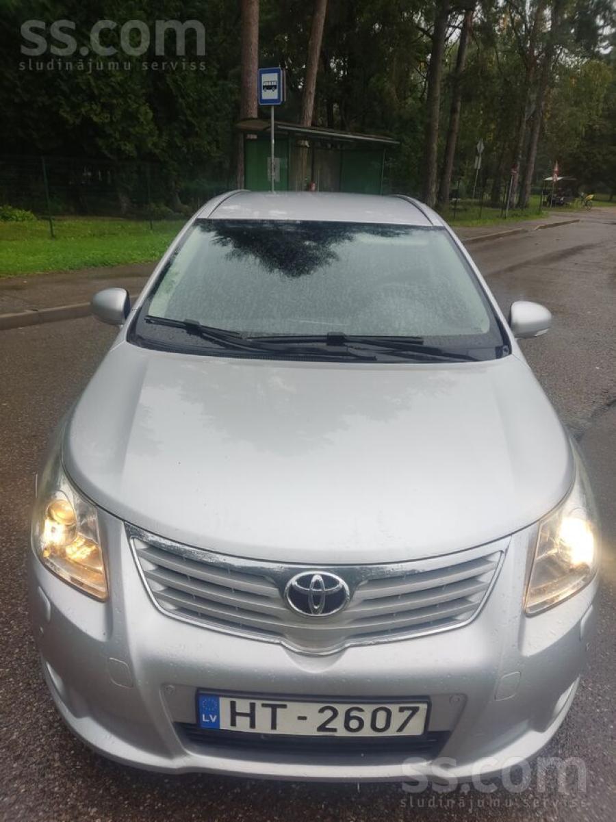 Серый Тойота Авенсис 2011 в Елгава, объемом двигателя 2.00 л и пробегом 310 тыс. км за 3100 €, фото 13 на AUTOMOTO.COM.LV
