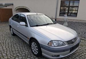 Pelēks Toyota Avensis 2001 Kauņa, ar dzinēja tilpumu 1.98 L un nobraukumu 215 tūkst. km par 950 €, foto 4 vietnē AUTOMOTO.COM.LV