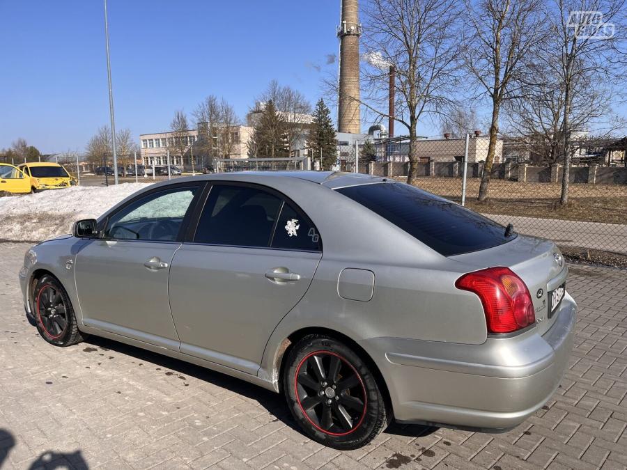 Pelēks Toyota Avensis 2003 Šilutė, ar dzinēja tilpumu 2.00 L un nobraukumu 400 tūkst. km par 1380 €, foto 6 vietnē AUTOMOTO.COM.LV