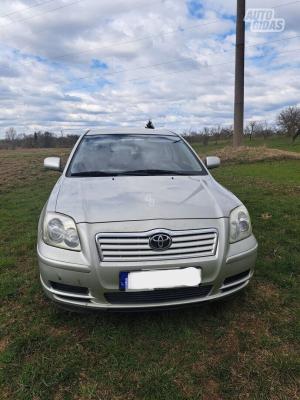 Pelēks Toyota Avensis 2003 Vievis, ar dzinēja tilpumu 2.00 L un nobraukumu 298 tūkst. km par 1000 €, foto 3 vietnē AUTOMOTO.COM.LV