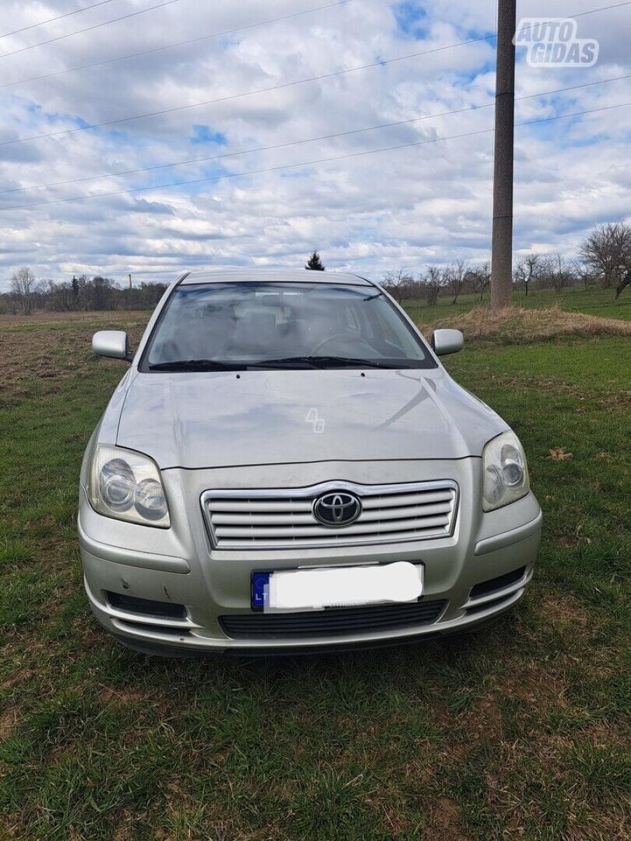 Pelēks Toyota Avensis 2003 Vievis, ar dzinēja tilpumu 2.00 L un nobraukumu 298 tūkst. km par 1000 €, foto 3 vietnē AUTOMOTO.COM.LV