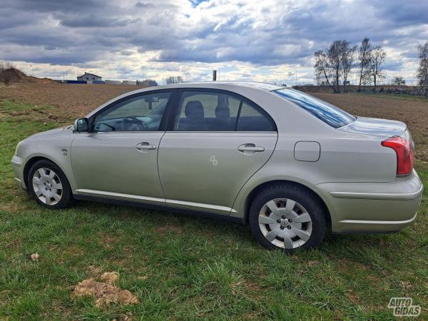 Pelēks Toyota Avensis 2003 Vievis, ar dzinēja tilpumu 2.00 L un nobraukumu 298 tūkst. km par 1000 €, foto 7 vietnē AUTOMOTO.COM.LV