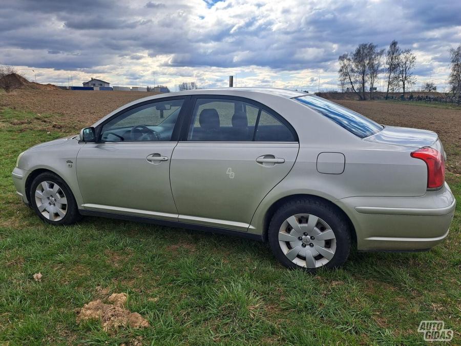 Pelēks Toyota Avensis 2003 Vievis, ar dzinēja tilpumu 2.00 L un nobraukumu 298 tūkst. km par 1000 €, foto 8 vietnē AUTOMOTO.COM.LV