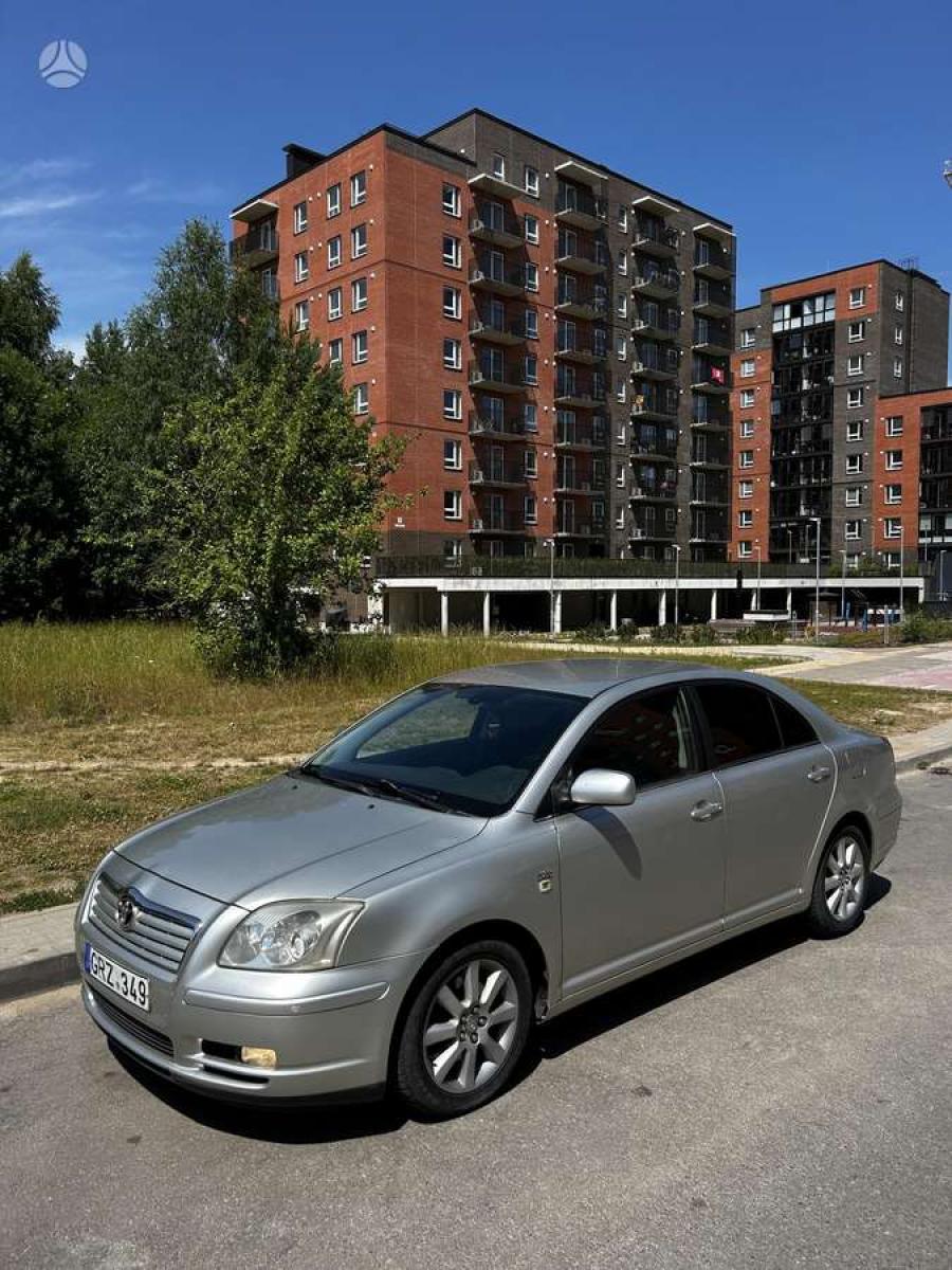 Серый Тойота Авенсис 2003 в Вильнюс, объемом двигателя 2.00 л и пробегом 270 тыс. км за 1349 €, фото 3 на AUTOMOTO.COM.LV
