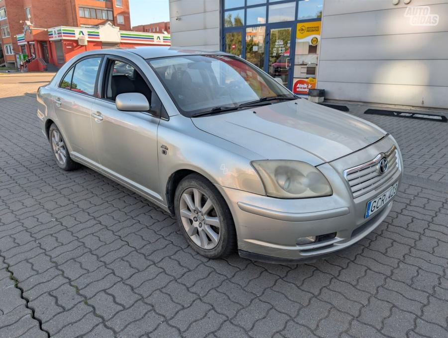Grey Toyota Avensis 2003 in Klaipeda, with an engine capacity of 2.00 L and mileage of 425 thousand km for 800 €, photo 3 on AUTOMOTO.COM.LV