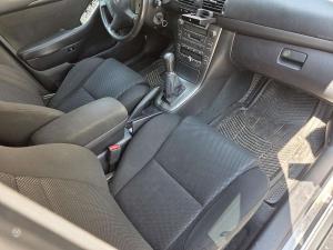 Pelēks Toyota Avensis 2003 Alīta, ar dzinēja tilpumu 2.00 L un nobraukumu 395 tūkst. km par 1450 €, foto 7 vietnē AUTOMOTO.COM.LV