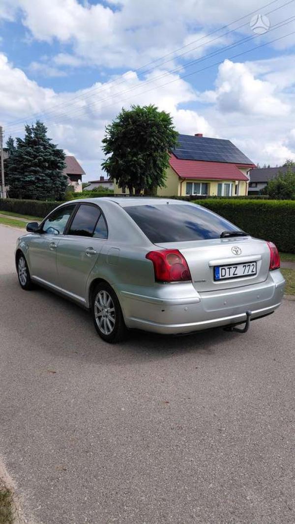 Серый Тойота Авенсис 2003 в Вильнюс, объемом двигателя 2.00 л и пробегом 477 тыс. км за 1400 €, фото 4 на AUTOMOTO.COM.LV