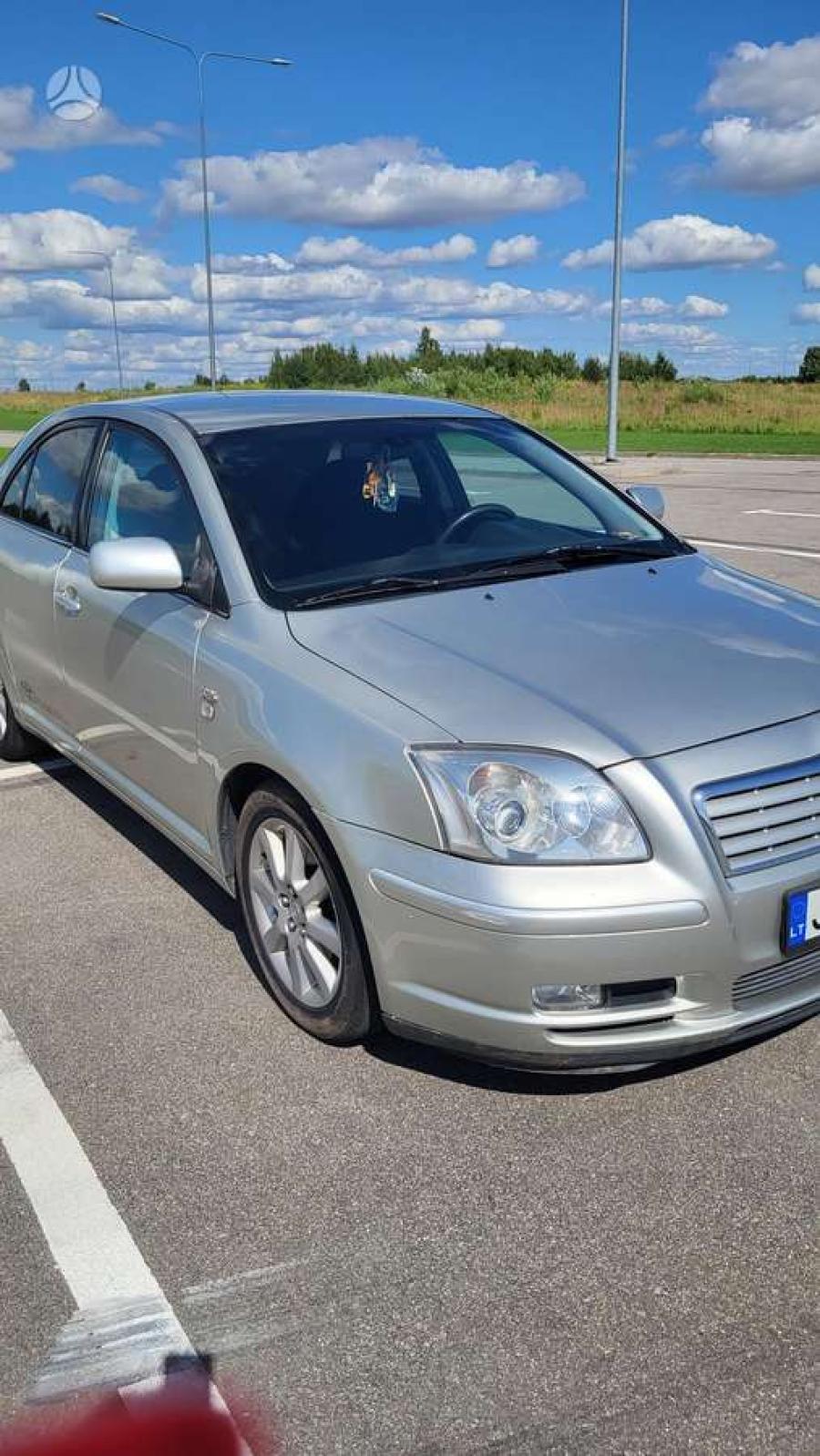Pelēks Toyota Avensis 2003 Šauļi, ar dzinēja tilpumu 2.00 L un nobraukumu 337 tūkst. km par 1400 €, foto 4 vietnē AUTOMOTO.COM.LV
