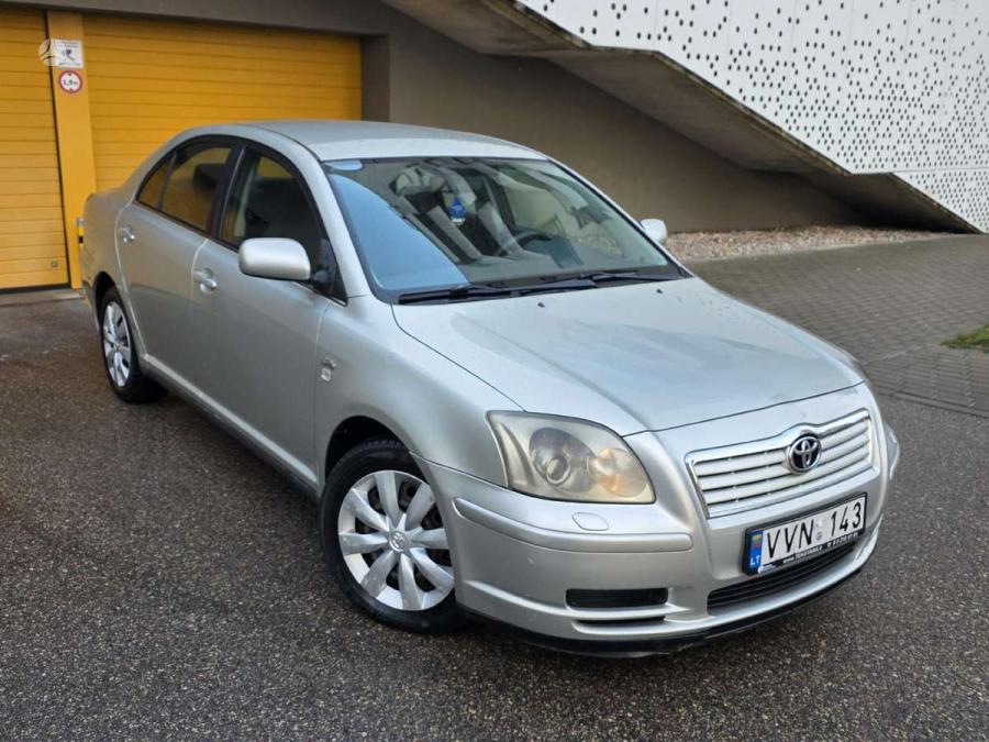 Grey Toyota Avensis 2004 in Vilnius, with an engine capacity of 2.00 L and mileage of 350 thousand km for 1250 €, photo 2 on AUTOMOTO.COM.LV