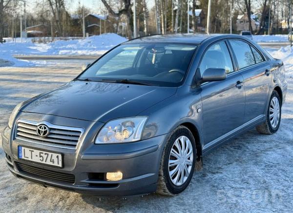 Grey Toyota Avensis 2004 in Riga, with an engine capacity of 2.00 L and mileage of 344 thousand km for 1390 €, photo 1 on AUTOMOTO.COM.LV
