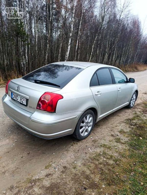Grey Toyota Avensis 2004 in Siauliai, with an engine capacity of 1.80 L and mileage of 256 thousand km for 2350 €, photo 2 on AUTOMOTO.COM.LV