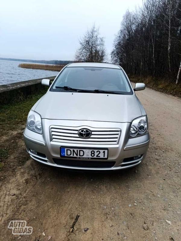 Pelēks Toyota Avensis 2004 Šauļi, ar dzinēja tilpumu 1.80 L un nobraukumu 256 tūkst. km par 2350 €, foto 10 vietnē AUTOMOTO.COM.LV