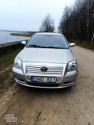 Pelēks Toyota Avensis 2004 Šauļi, ar dzinēja tilpumu 1.80 L un nobraukumu 256 tūkst. km par 2350 €, foto 11 vietnē AUTOMOTO.COM.LV