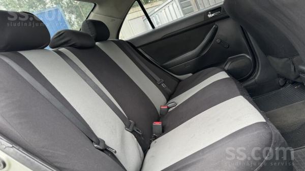 Pelēks Toyota Avensis 2004 Rīga, ar dzinēja tilpumu 2.00 L un nobraukumu 0 tūkst. km par 1350 €, foto 7 vietnē AUTOMOTO.COM.LV