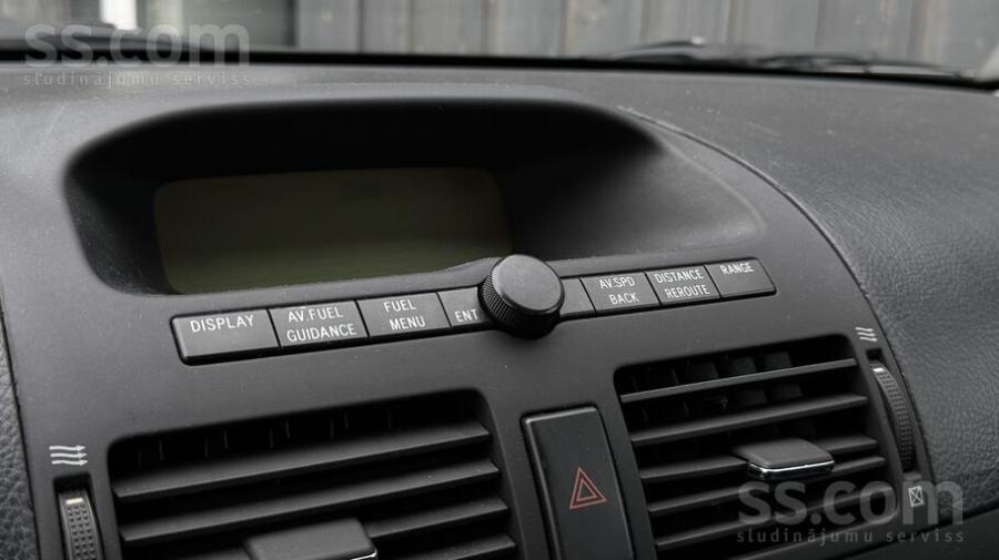 Grey Toyota Avensis 2004 in Riga, with an engine capacity of 2.00 L and mileage of 0 thousand km for 1350 €, photo 14 on AUTOMOTO.COM.LV