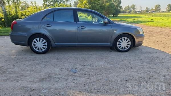 Grey Toyota Avensis 2004 in Jelgava, with an engine capacity of 2.00 L and mileage of 349 thousand km for 850 €, photo 6 on AUTOMOTO.COM.LV