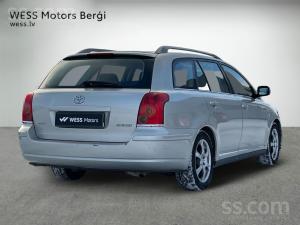 Pelēks Toyota Avensis 2004 Rīga, ar dzinēja tilpumu 1.60 L un nobraukumu 334 tūkst. km par 500 €, foto 3 vietnē AUTOMOTO.COM.LV