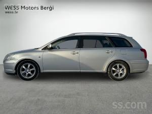 Pelēks Toyota Avensis 2004 Rīga, ar dzinēja tilpumu 1.60 L un nobraukumu 334 tūkst. km par 500 €, foto 4 vietnē AUTOMOTO.COM.LV