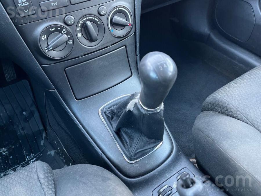 Pelēks Toyota Avensis 2004 Rīga, ar dzinēja tilpumu 1.60 L un nobraukumu 334 tūkst. km par 500 €, foto 16 vietnē AUTOMOTO.COM.LV