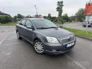 Grey Toyota Avensis 2004 in Jelgava, with an engine capacity of 2.00 L and mileage of 343 thousand km for 1380 €, photo 4 on AUTOMOTO.COM.LV