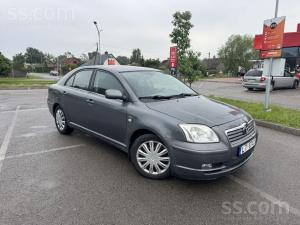 Grey Toyota Avensis 2004 in Jelgava, with an engine capacity of 2.00 L and mileage of 343 thousand km for 1380 €, photo 5 on AUTOMOTO.COM.LV