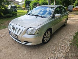 Серый Тойота Авенсис 2004 в Рига, объемом двигателя 2.00 л и пробегом 397 тыс. км за 1100 €, фото 1 на AUTOMOTO.COM.LV