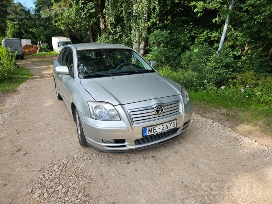 Серый Тойота Авенсис 2004 в Рига, объемом двигателя 2.00 л и пробегом 397 тыс. км за 1100 €, фото 3 на AUTOMOTO.COM.LV