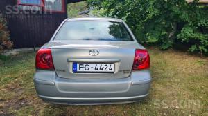 Grey Toyota Avensis 2004 in Riga, with an engine capacity of 2.40 L and mileage of 198 thousand km for 2200 €, photo 5 on AUTOMOTO.COM.LV