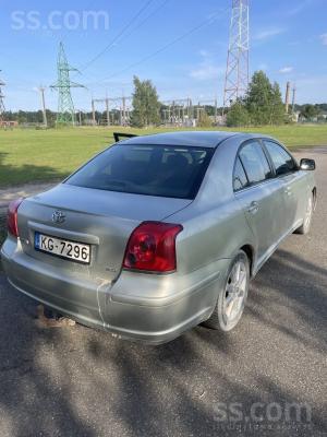 Серый Тойота Авенсис 2004 в Цесис, объемом двигателя 2.00 л и пробегом 302 тыс. км за 700 €, фото 3 на AUTOMOTO.COM.LV