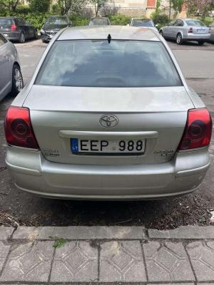 Grey Toyota Avensis 2004 in Kaunas, with an engine capacity of 2.00 L and mileage of 381 thousand km for 920 €, photo 5 on AUTOMOTO.COM.LV
