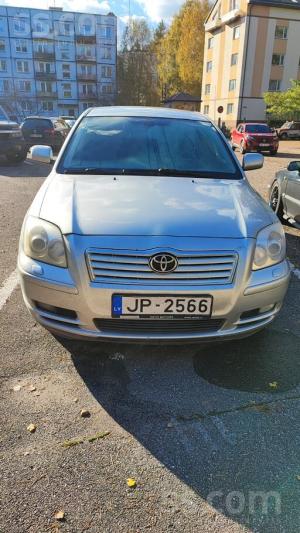 Grey Toyota Avensis 2004 in Riga, with an engine capacity of 1.60 L and mileage of 299 thousand km for 2000 €, photo  on AUTOMOTO.COM.LV