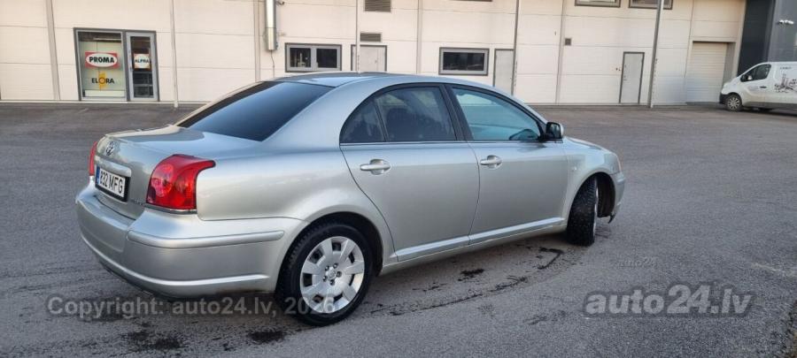 Grey Toyota Avensis 2005 in Tallinn, with an engine capacity of 2.00 L and mileage of 266 thousand km for 2900 €, photo 3 on AUTOMOTO.COM.LV