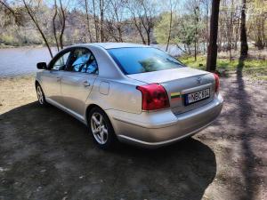 Pelēks Toyota Avensis 2005 Prienai, ar dzinēja tilpumu 2.00 L un nobraukumu 350 tūkst. km par 2200 €, foto 5 vietnē AUTOMOTO.COM.LV